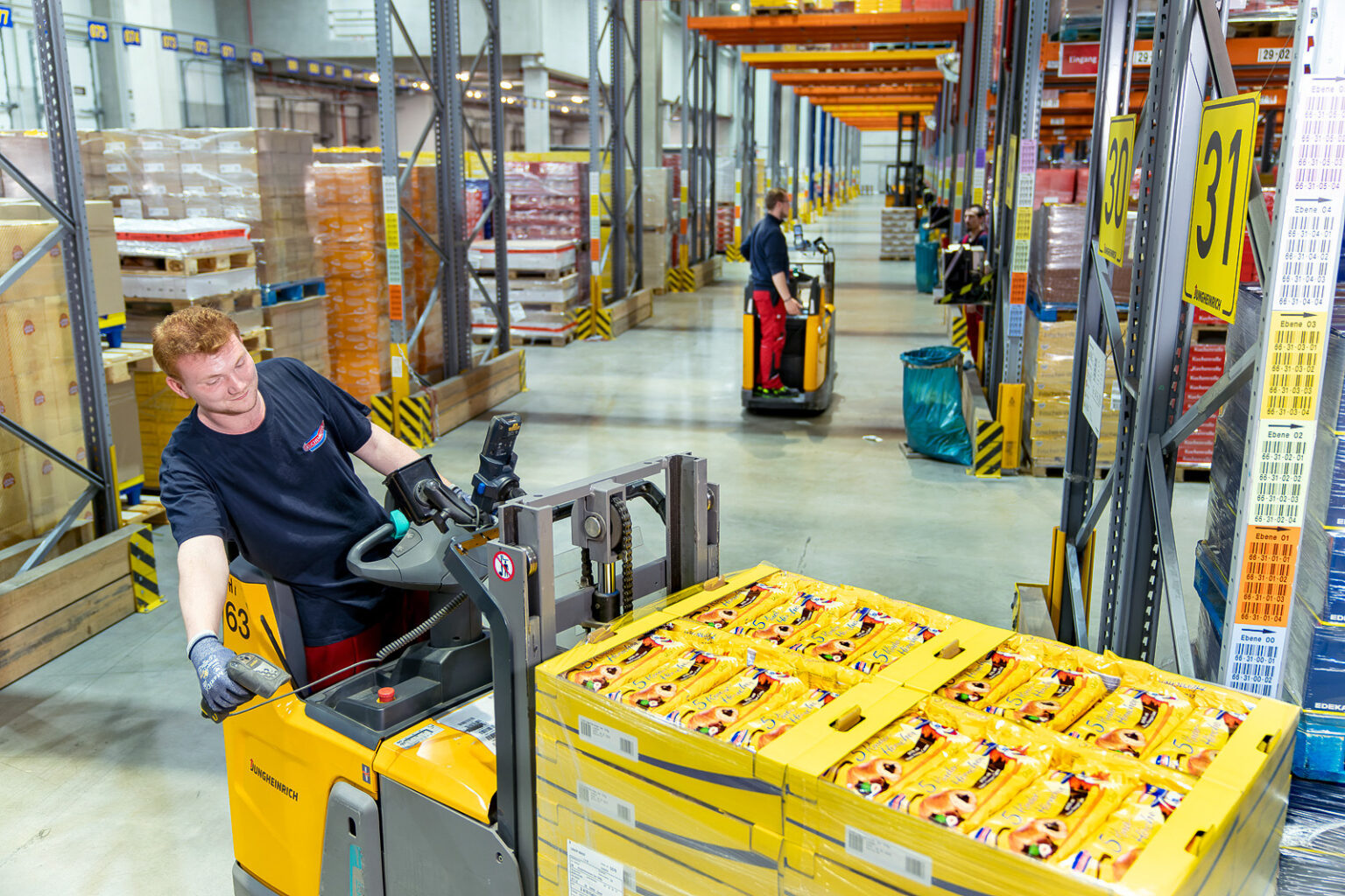 Ausbildung zur Fachkraft für Lagerlogistik (m/w/d) - Kuchenmeister